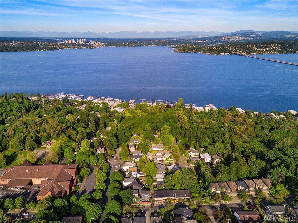 6 bed Seattle home for sale: 3109 E Yesler Wy, Seattle, WA 98122
