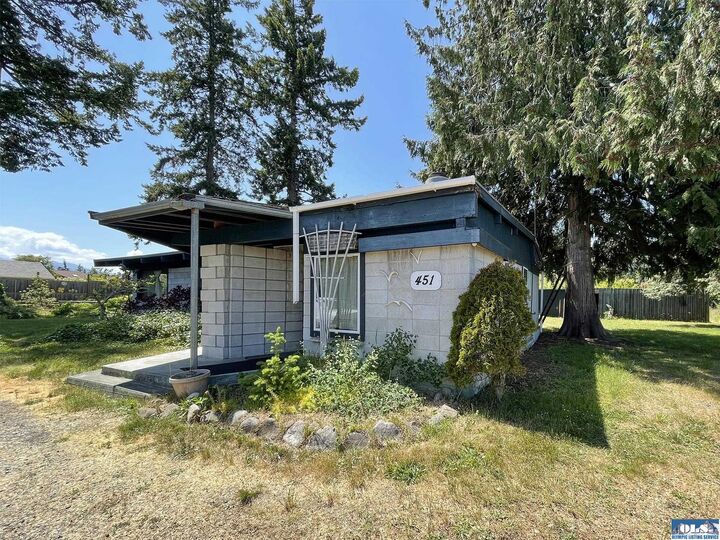 MLS#371372: 451 S Seventh Ave, Sequim, WA 98382