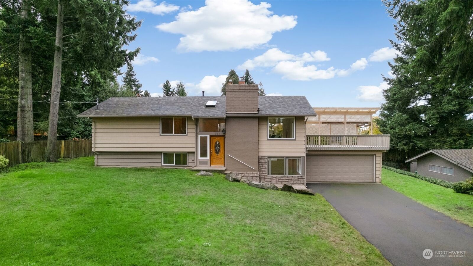 MLS#2175098: 251 SW 183rd Street, Normandy Park, WA 98166