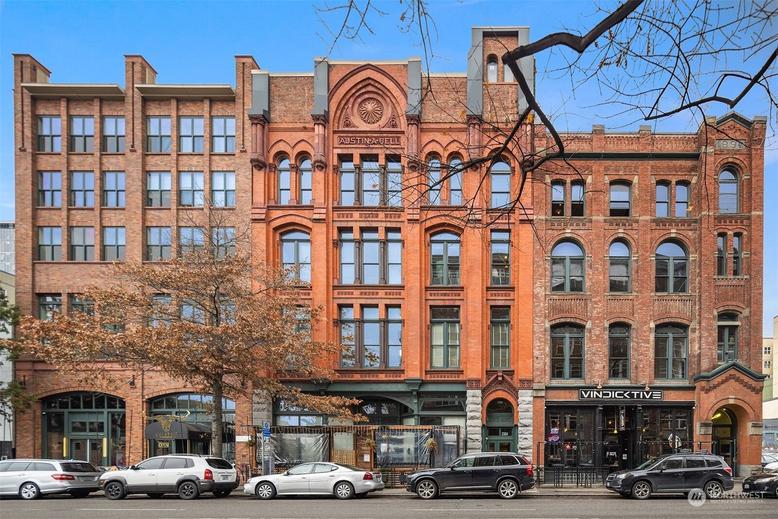 MLS#2314353: 2324 1st Avenue 202, Seattle, WA 98121