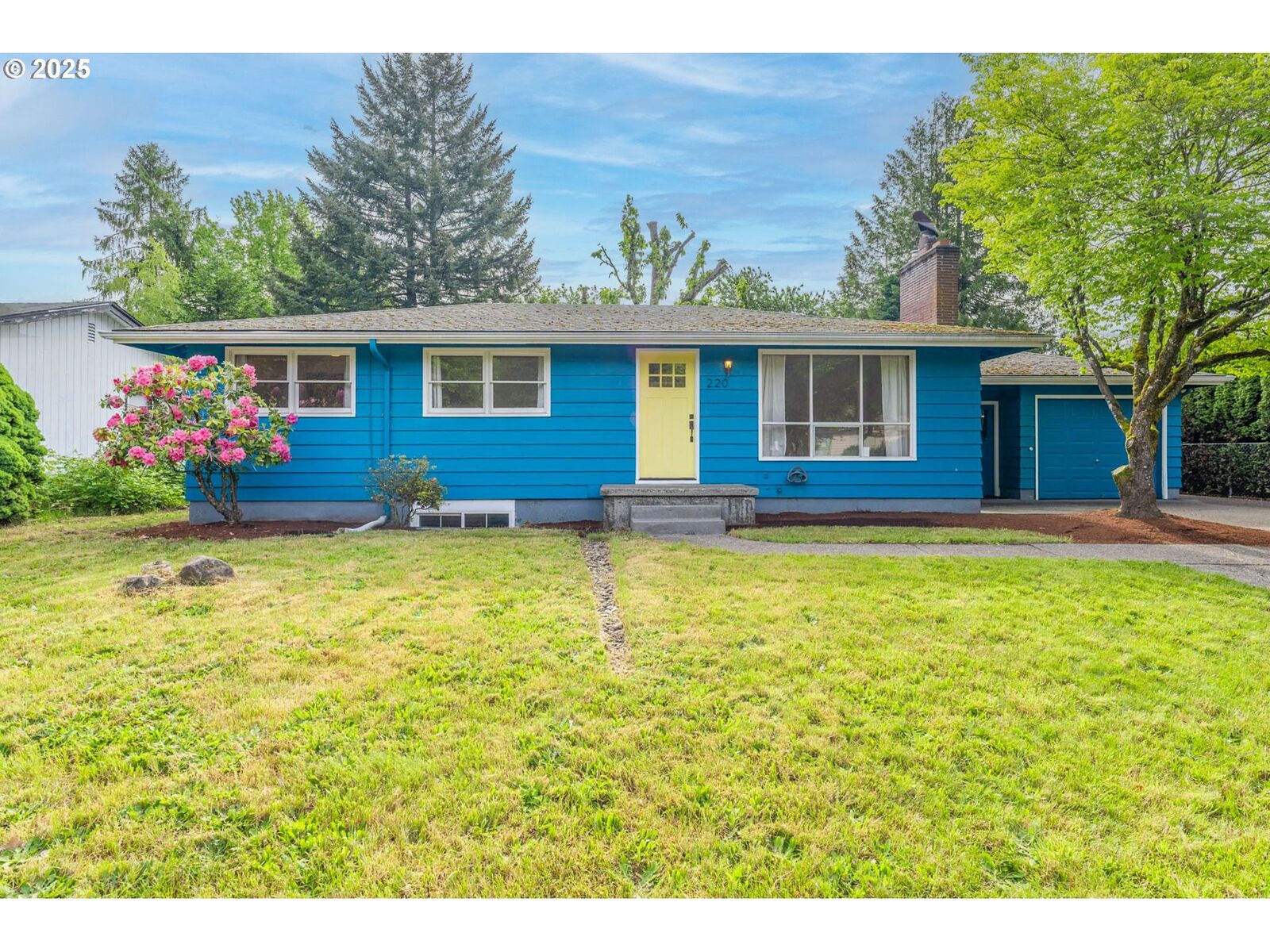 Home for sale in Portland: 220 SE 154th Ave, Portland, OR 97233