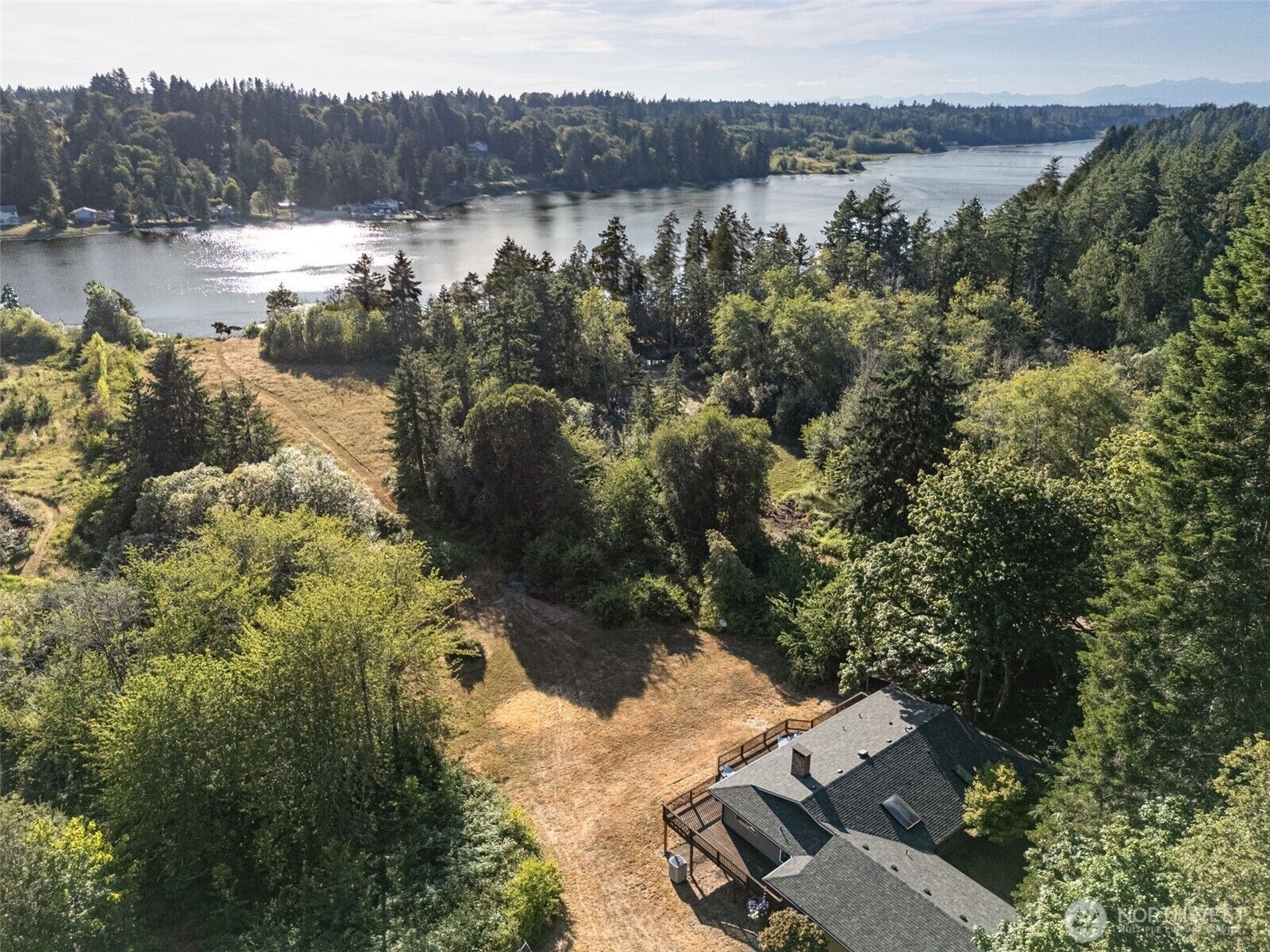 4 bed Olympia home for sale: 5415 Johnson Point Road NE, Olympia, WA 98516