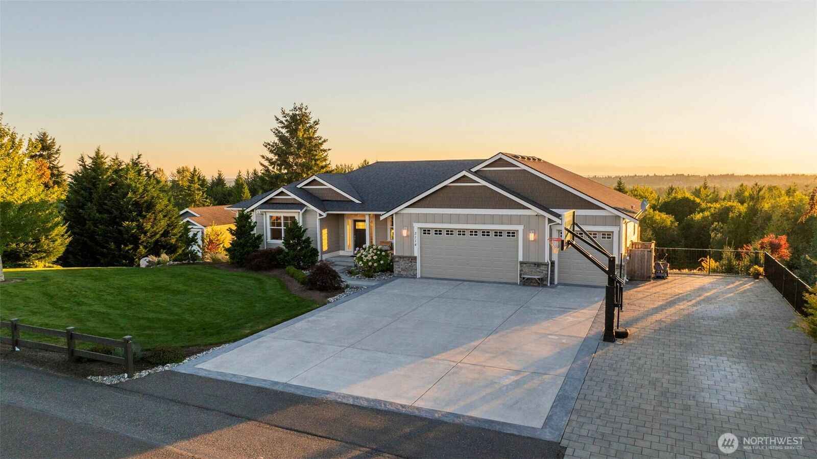 Home for sale in Snohomish: 3114 159th Avenue NE, Snohomish, WA 98290