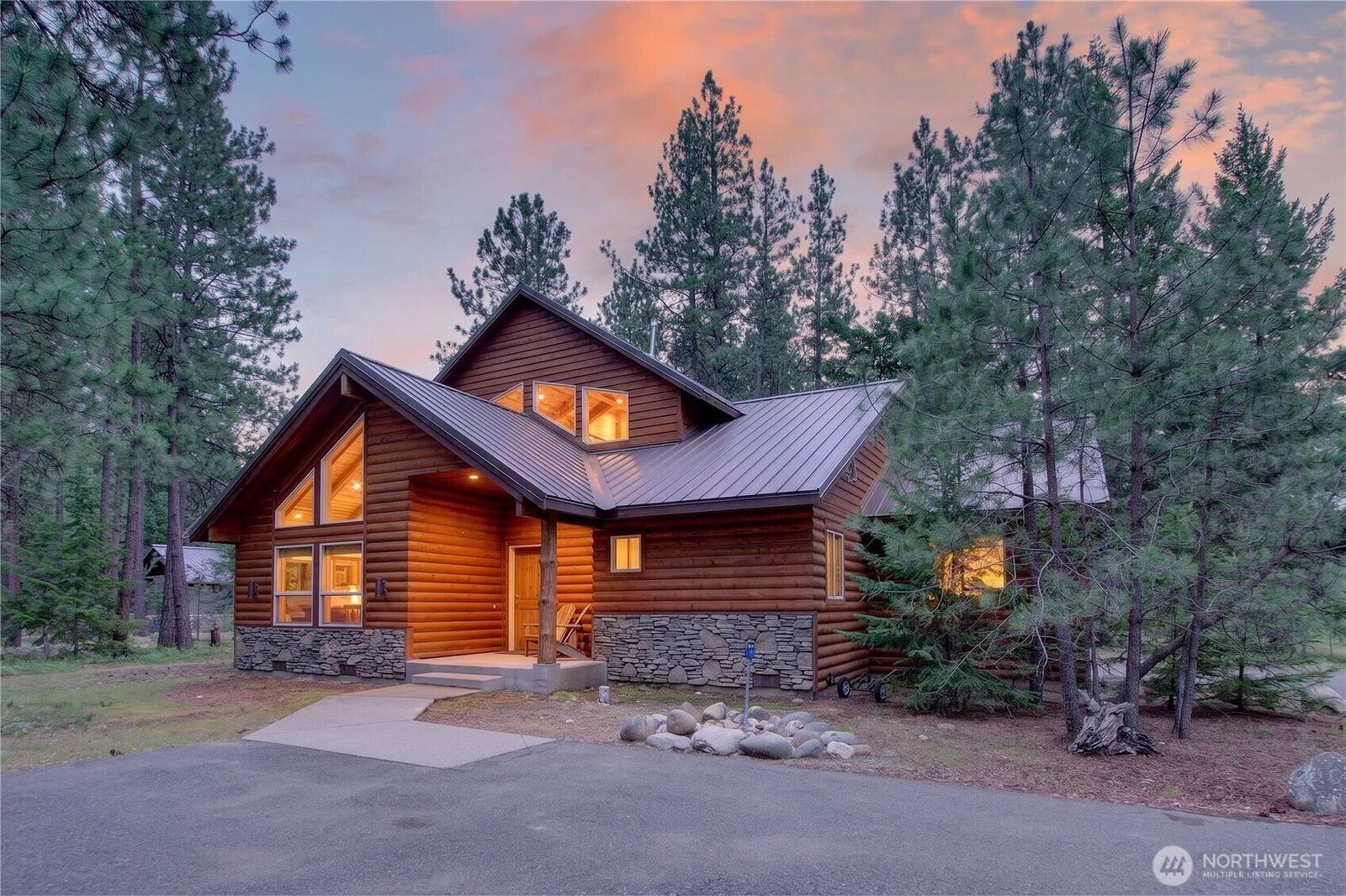 MLS#2460437: 140 Evergreen Valley Loop, Ronald, WA 98940