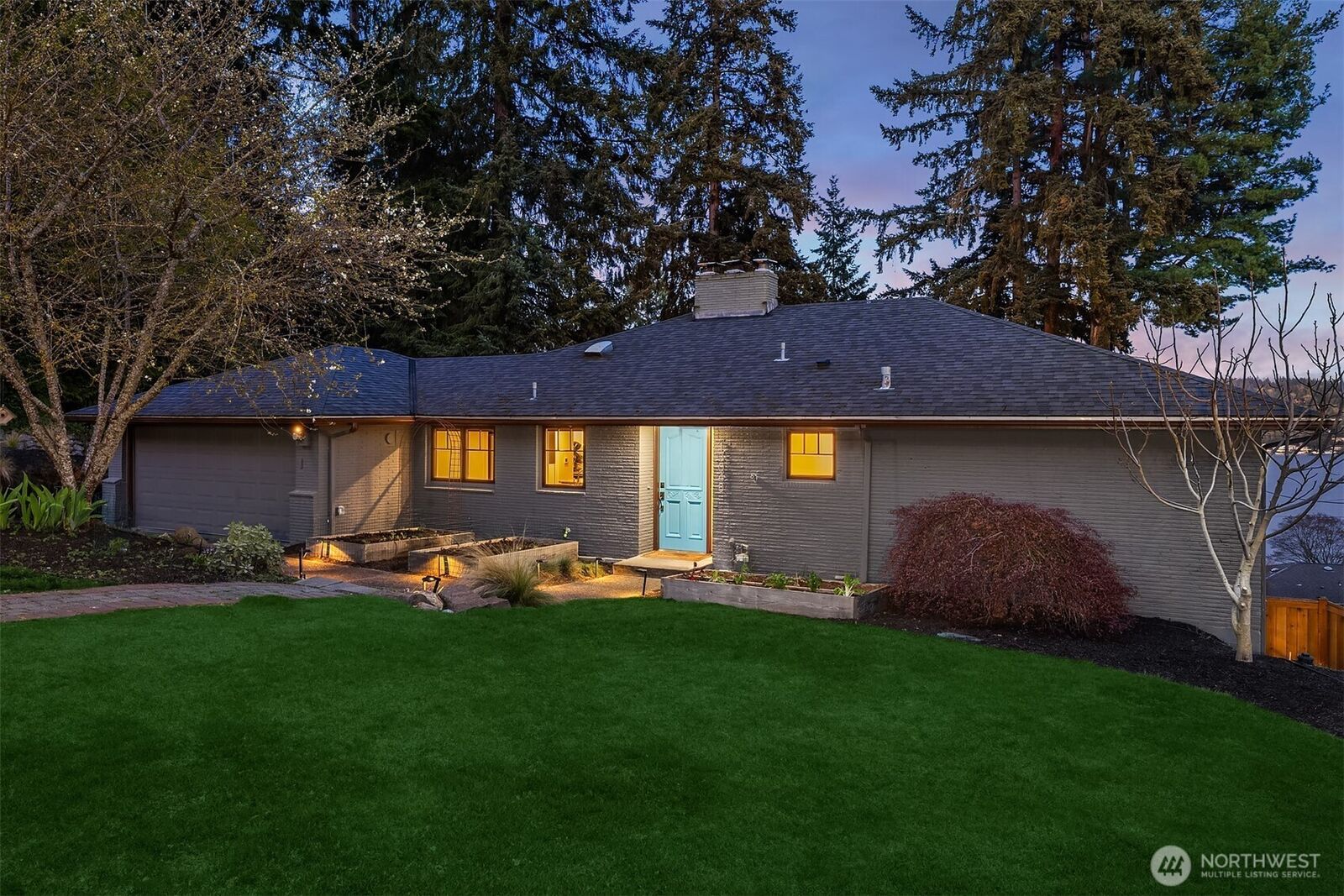 MLS#2502942: 13048 42nd Avenue NE, Seattle, WA 98125